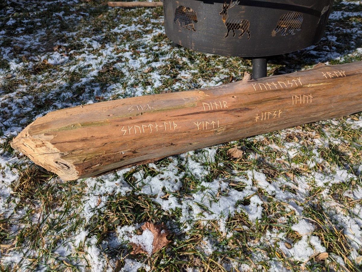 An exercise in Younger Futhark runes – Norsefox